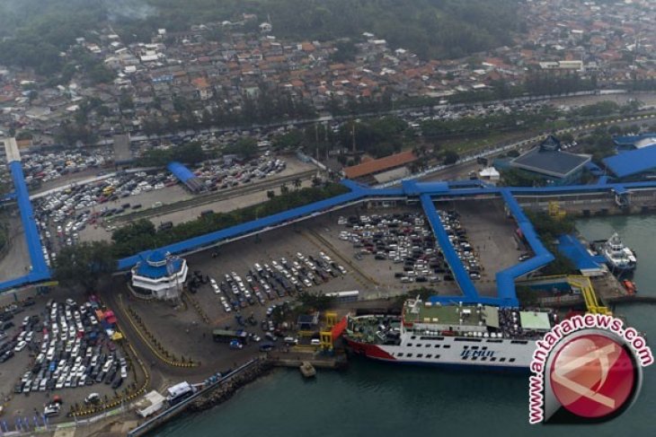 Kapal Portlink Tabrak Dermaga III Pelabuhan Merak - ANTARA News Bangka ...