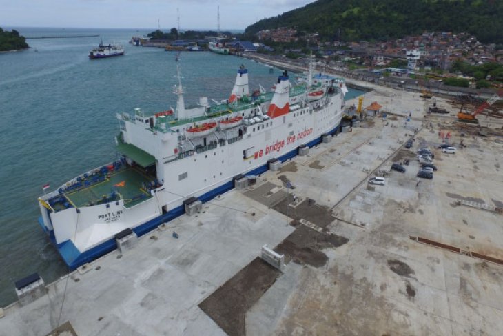 ASDP Merak Operasikan 20 Armada Kapal - ANTARA News Banten