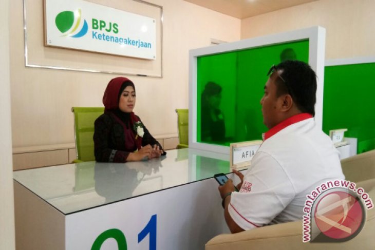 BPJS-TK: Digitalisasi tak kurangi karyawan - ANTARA News Bali