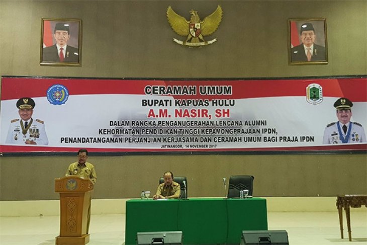 Bupati Kapuas Hulu Bicara di IPDN Jatinangor - ANTARA News Kalimantan Barat