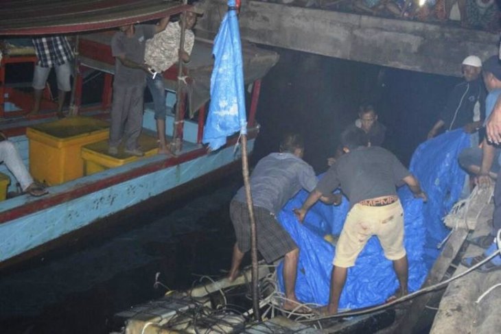 Mayat yang ditemukan dikenali keluarga - ANTARA News Sumatera Utara