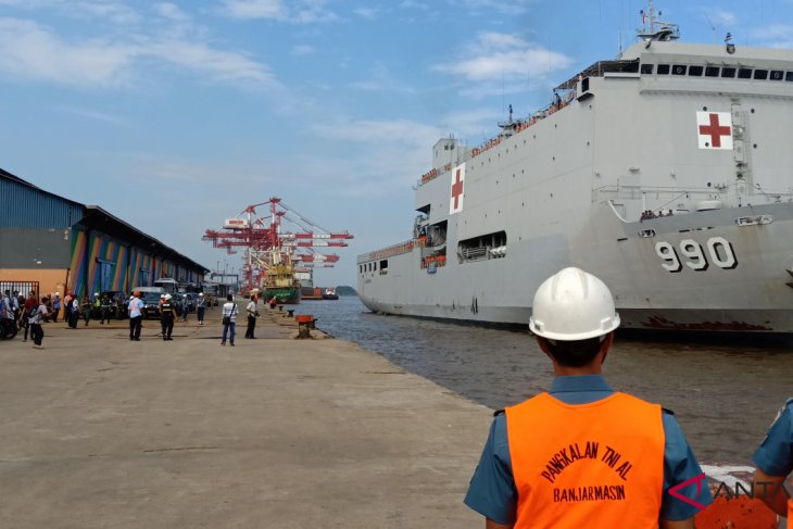 KRI dr. Soeharso open ship, Taruna AAL promosi ke sekolah - ANTARA News ...