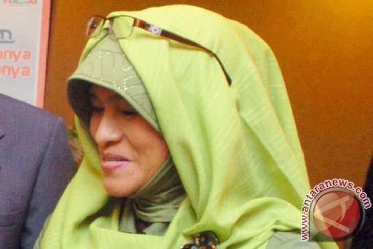 Neno Warisman terancam pidana satu tahun penjara - ANTARA News Bangka ...