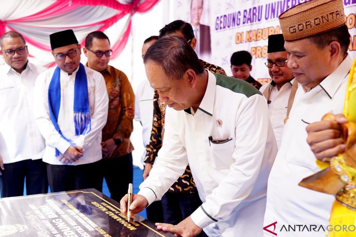 Menristek-dikti Resmikan Gedung Baru Universitas Negeri Gorontalo ...