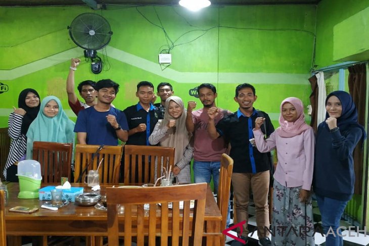 PWI Aceh Jaya silaturahmi dengan mahasiswa Aceh di Surabaya - ANTARA ... PWI Aceh Jaya silaturahmi dengan mahasiswa Aceh di Surabaya - ANTARA ...