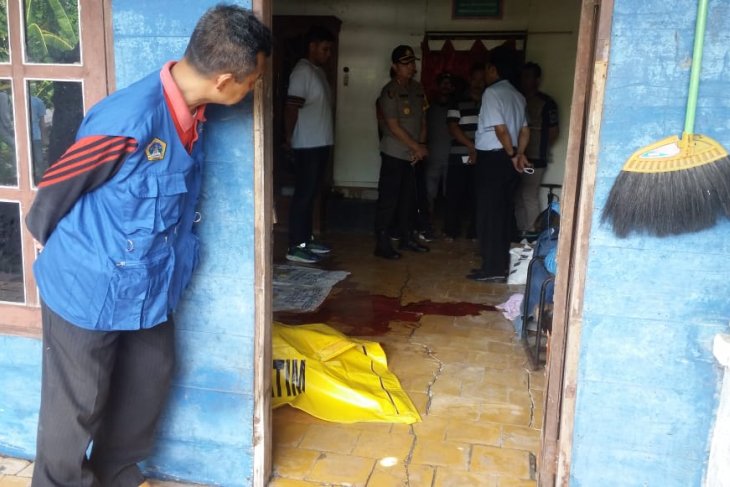 Polisi Selidiki Anak Bunuh Ibu Kandung Di Gresik Antara News Jawa Timur