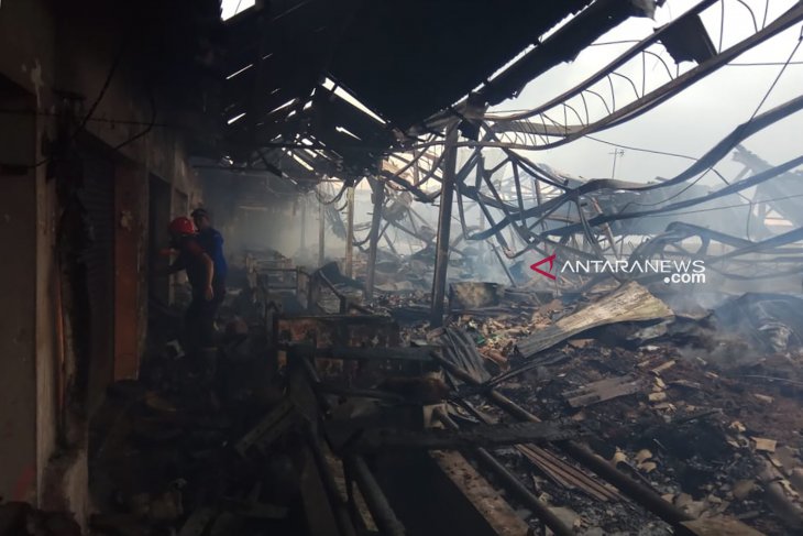 Kebakaran Pasar Lawang berhasil dipadamkan - ANTARA News Jawa Timur