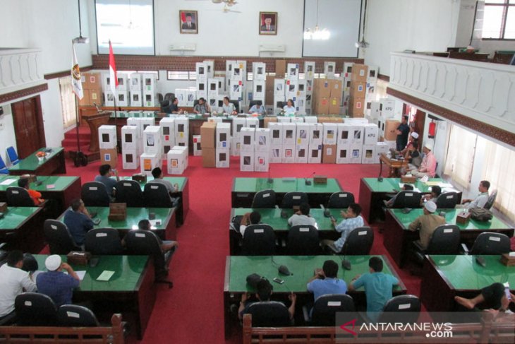 KIP Aceh Besar diminta lanjutkan rapat pleno - ANTARA News Aceh