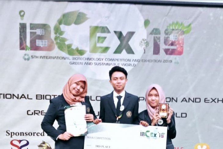 Biodiesel ramah lingkungan karya mahasiswa UB berjaya di Malaysia ...