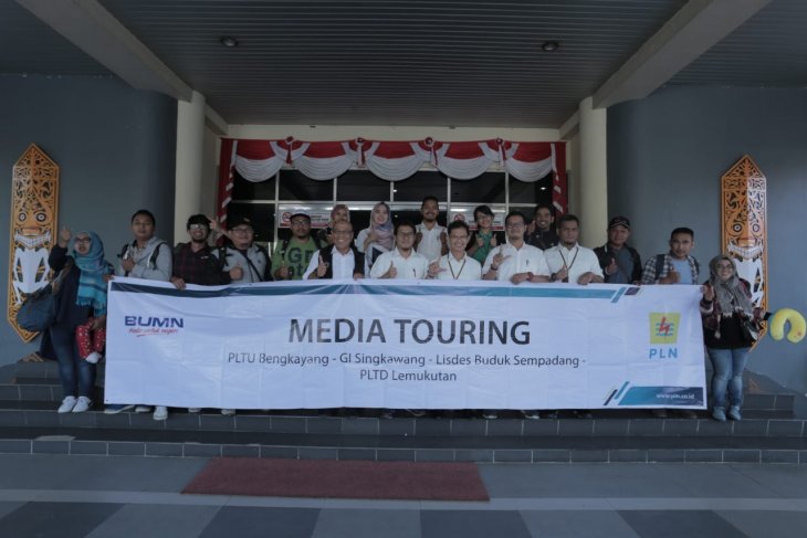 PLN Kalbar - jurnalis gelar Media Touring tingkatkan sinergitas ... PLN Kalbar - jurnalis gelar Media Touring tingkatkan sinergitas ...
