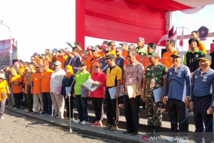 Seratusan masyarakat Situbondo deklarasi dan ikrar gotong royong - ANTARA News Jawa Timur