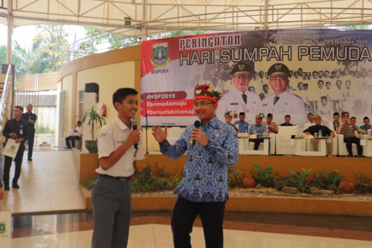 Wagub Andika Hazrumy ajak anak muda tekuni industri kreatif - ANTARA ... Wagub Andika Hazrumy ajak anak muda tekuni industri kreatif - ANTARA ...