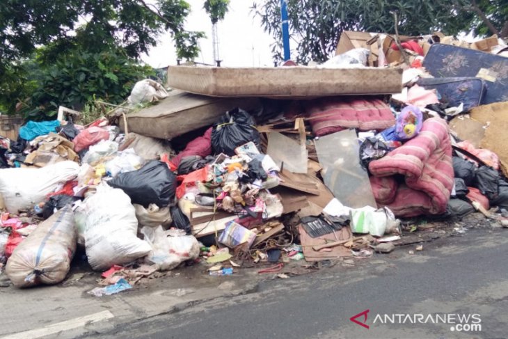 Banjir Jakarta Hasilkan Sampah Hampir 50 000 Ton Antara News Bali