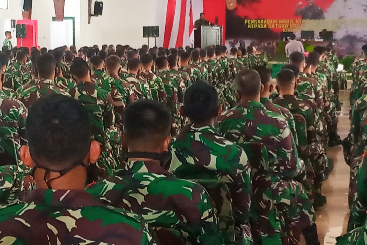 Kesehatan 36 prajurit TNI positif COVID-19 di Manokwari dalam kondisi ... Kesehatan 36 prajurit TNI positif COVID-19 di Manokwari dalam kondisi ...