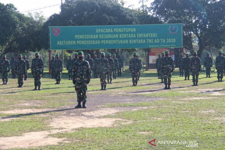 Rindam VI/Mulawarman cetak 117 prajurit Infanteri saat pandemi - ANTARA ...