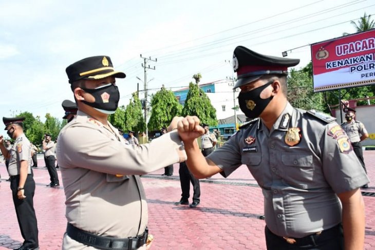 70 polisi di Aceh Timur naik pangkat setingkat tinggi - ANTARA News Aceh