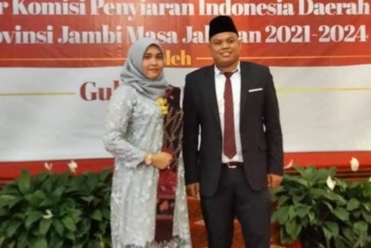 Profil Joni Iskandar, pemuda Batanghari yang kini jadi Ketua KPID ...