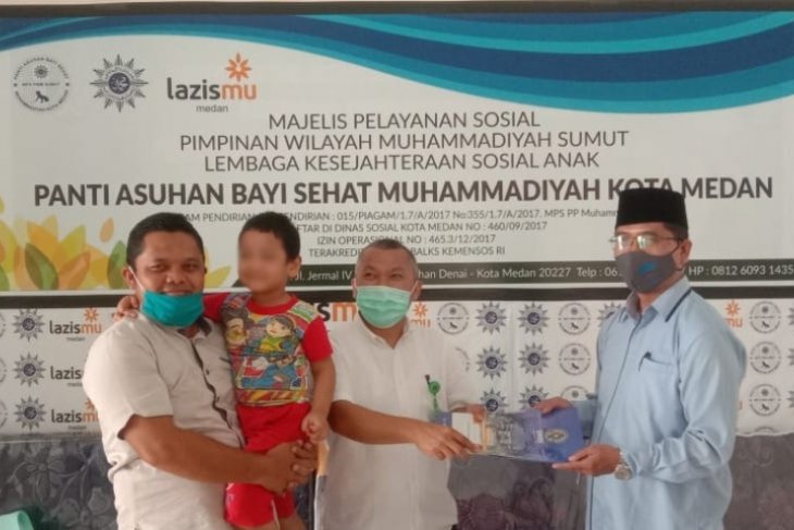 FISIP UMSU berbagi ke panti asuhan dan penyapu jalan - ANTARA News ... FISIP UMSU berbagi ke panti asuhan dan penyapu jalan - ANTARA News ...