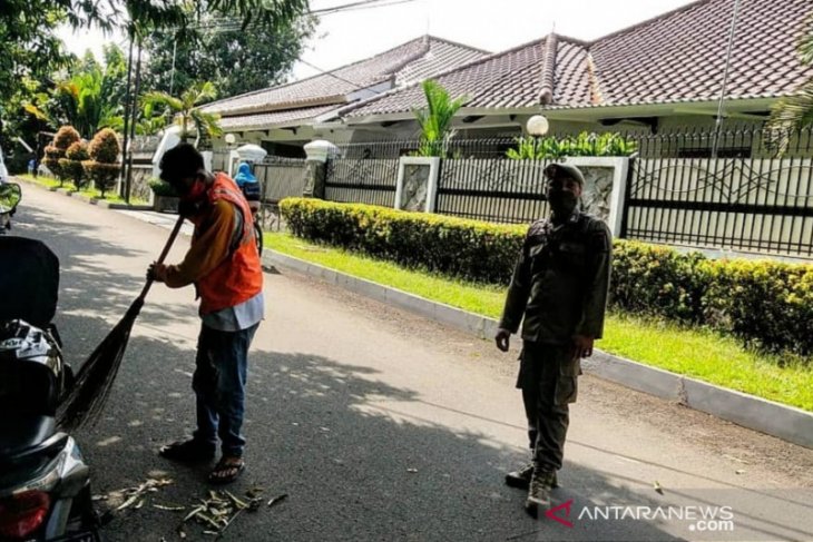Jaksel gandeng TNI dan Polri gencarkan operasi tertib masker - ANTARA ... Jaksel gandeng TNI dan Polri gencarkan operasi tertib masker - ANTARA ...