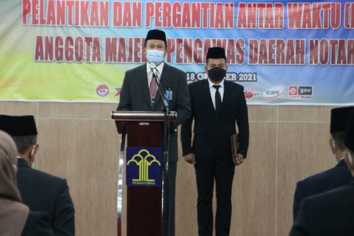 Kakanwil Kemenkumham Sumut lantik Majelis Pengawas Daerah Notaris - ANTARA News Sumatera Utara