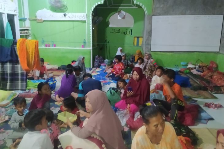 Ratusan Warga Mengungsi Akibat Banjir Di Aceh Timur Antara News Aceh