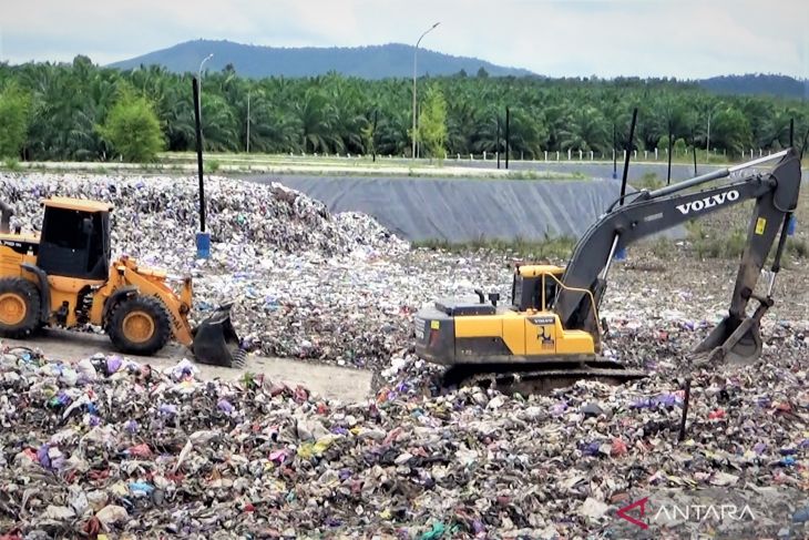 Pengelolaan TPA sampah di Kalsel, mayoritas masih open dumping - ANTARA ...