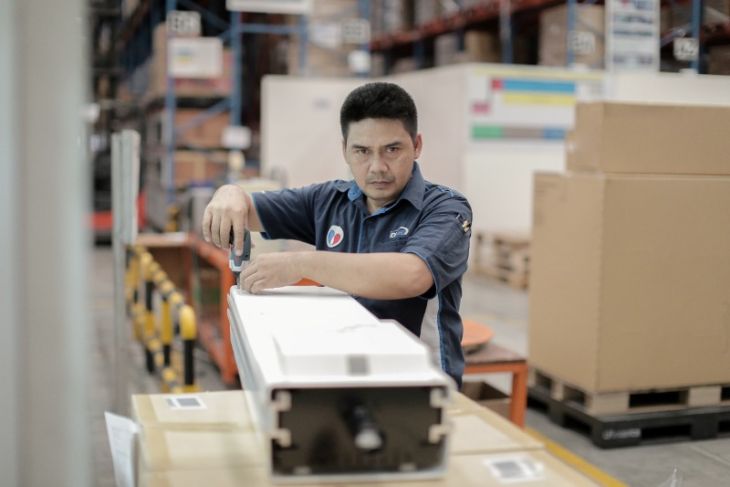 Produsen lokal apresiasi seruan membeli produk dalam negeri - ANTARA ...