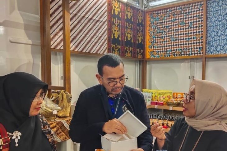 Kementerian BUMN dan Pertamina dorong UMKM go global di Festival Tong ... Kementerian BUMN dan Pertamina dorong UMKM go global di Festival Tong ...