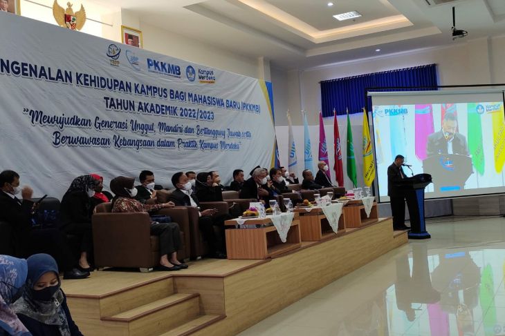 Ribuan mahasiswa baru UBP Karawang ikuti pengenalan kehidupan kampus ...