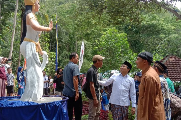 Menteri PDTT resmikan wisata alam Watu Lakar di Pacitan - ANTARA News ...