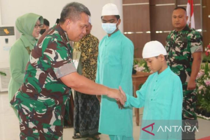 Korem 045 Garuda Jaya bentuk Kampung Pancasila di Bangka Belitung ...