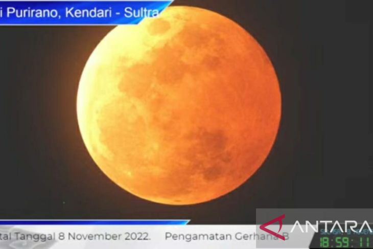 Penampakan gerhana bulan total di Sultra tertutup awan tak bisa dilihat ...