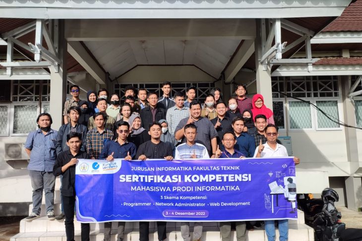 APTIKOM Kalbar hadirkan sertifikasi BNSP ukur lulusan informatika ...
