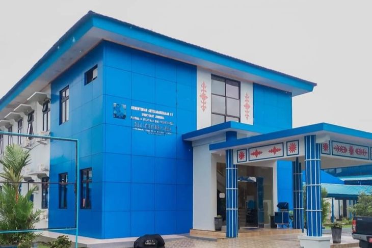 BPVP Ambon bekali tenaga kerja masuk dunia usaha dan industri - ANTARA ...