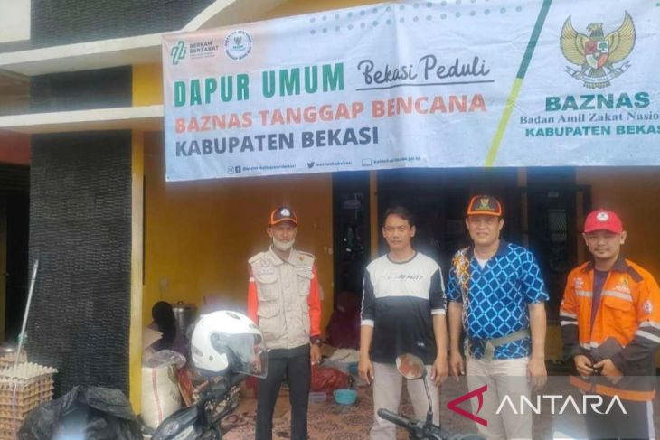 Baznas Bekasi siapkan dapur umum bantu korban banjir - ANTARA News Megapolitan