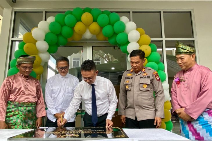 Wali Kota resmikan UPT Pusat Laboratorium Kesehatan Pontianak - ANTARA ...