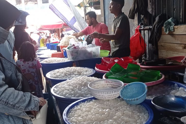 Permintaan kolang-kaling di Lebak meningkat saat bulan Ramadhan ...
