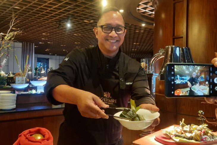 JHL Solitaire sajikan berbagai menu nusantara khusus Ramadhan - ANTARA ...