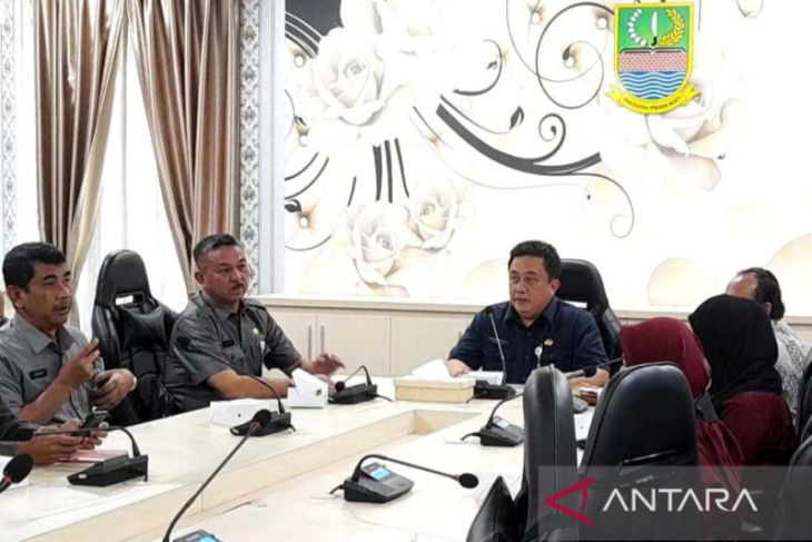 Pemkab Bekasi tingkatkan layanan publik berbasis digital - ANTARA News ...