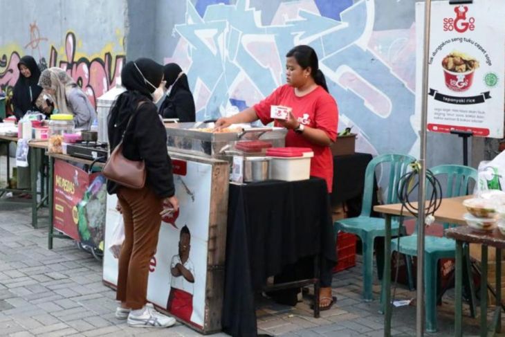 Berdayakan UMKM Surabaya, OMG gelar bazar Ramadhan - ANTARA News Jawa Timur Berdayakan UMKM Surabaya, OMG gelar bazar Ramadhan - ANTARA News Jawa Timur