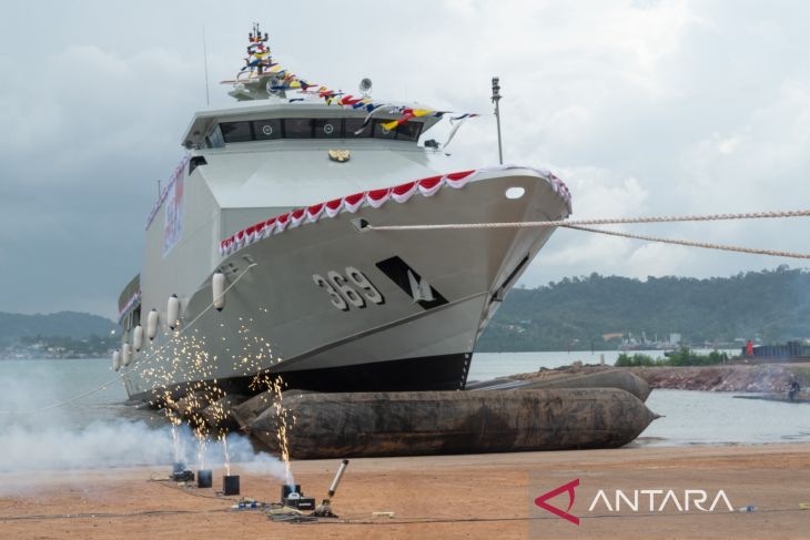 Kapal korvet Bung Karno siap gantikan KRI Barakuda - ANTARA News Bengkulu