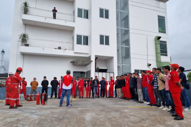 Pertamina Patra Niaga latih kemampuan keselamatan kerja operator SPBU ...