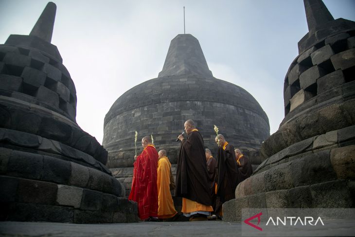 Walubi pastikan ribuan umat Buddha hadiri dharmasanti Waisak di Candi Borobudur - ANTARA News ...