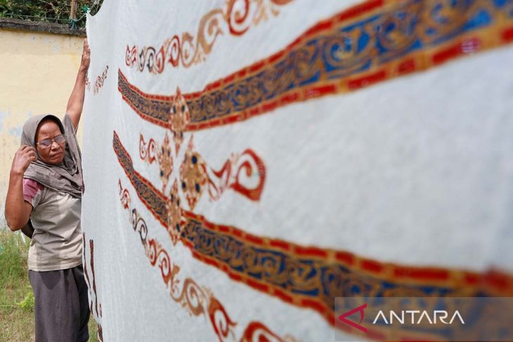 FOTO - Perkembangan industri batik Aceh - ANTARA News Aceh