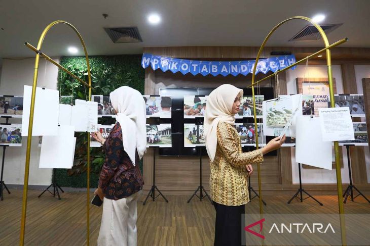 FOTO - Pameran arsip foto Tsunami Aceh - ANTARA News Aceh