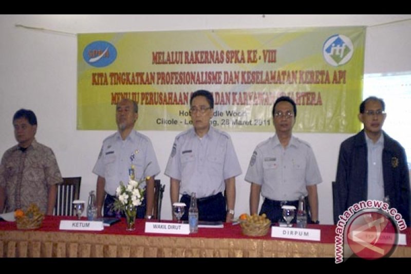 SPKA: Kereta Api Harus Tetap Diselenggarakan PT KAI - ANTARA News