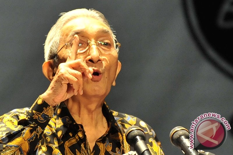 Selo Soemardjan's Instagram, Twitter & Facebook on IDCrawl