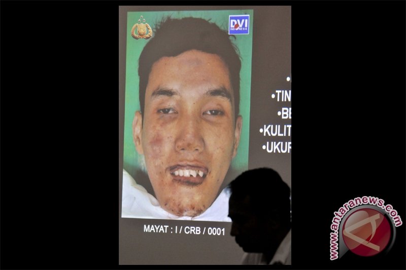 Pelaku Bom Bunuh Diri Diperkirakan Berusia 25 Tahun - ANTARA News