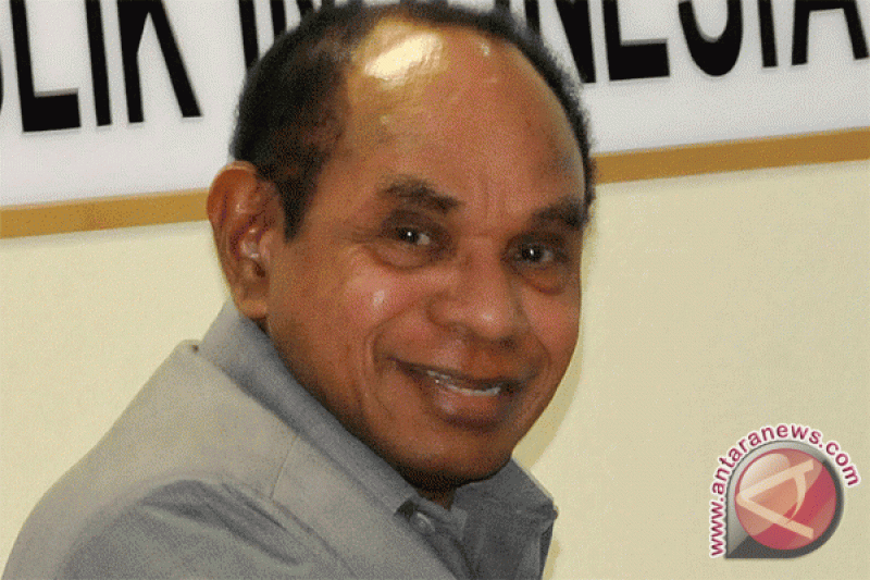 Freddy Numberi kritisi pemerintah melalui buku - ANTARA News