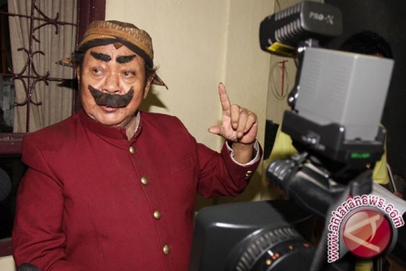 "Pak Raden" diusahakan diberi gaji bulanan - ANTARA News Yogyakarta ...